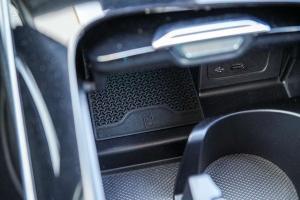 Черный Мерседес Ц 220 2021 в Каунас, объемом двигателя 1.99 л и пробегом 255 тыс. км за 18950 €, фото 24 на AUTOMOTO.COM.LV