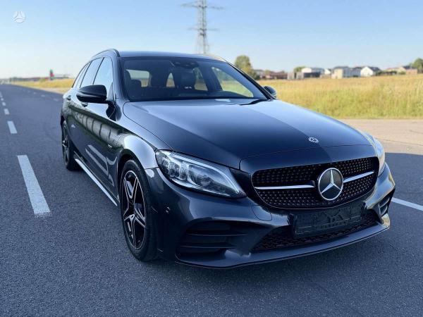 Melns Mercedes-Benz c-220 2021 Kauņa, ar dzinēja tilpumu 1.95 L un nobraukumu 230 tūkst. km par 17299 €, foto 1 vietnē AUTOMOTO.COM.LV