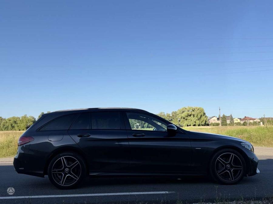 Melns Mercedes-Benz c-220 2021 Kauņa, ar dzinēja tilpumu 1.95 L un nobraukumu 230 tūkst. km par 17299 €, foto 9 vietnē AUTOMOTO.COM.LV