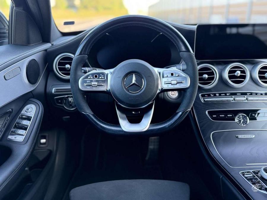 Melns Mercedes-Benz c-220 2021 Kauņa, ar dzinēja tilpumu 1.95 L un nobraukumu 230 tūkst. km par 17299 €, foto 12 vietnē AUTOMOTO.COM.LV