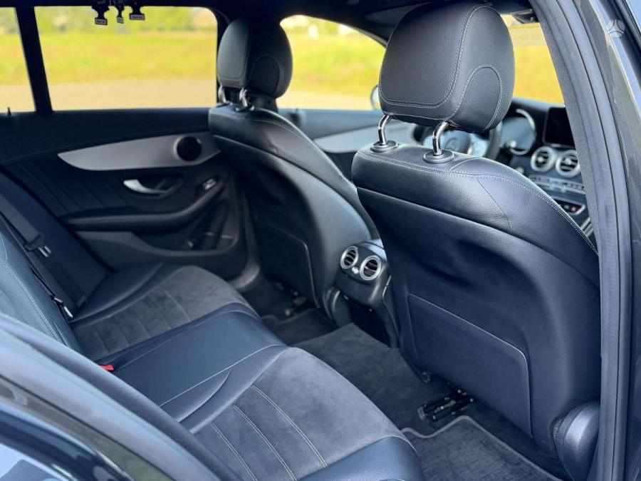 Melns Mercedes-Benz c-220 2021 Kauņa, ar dzinēja tilpumu 1.95 L un nobraukumu 230 tūkst. km par 17299 €, foto 13 vietnē AUTOMOTO.COM.LV