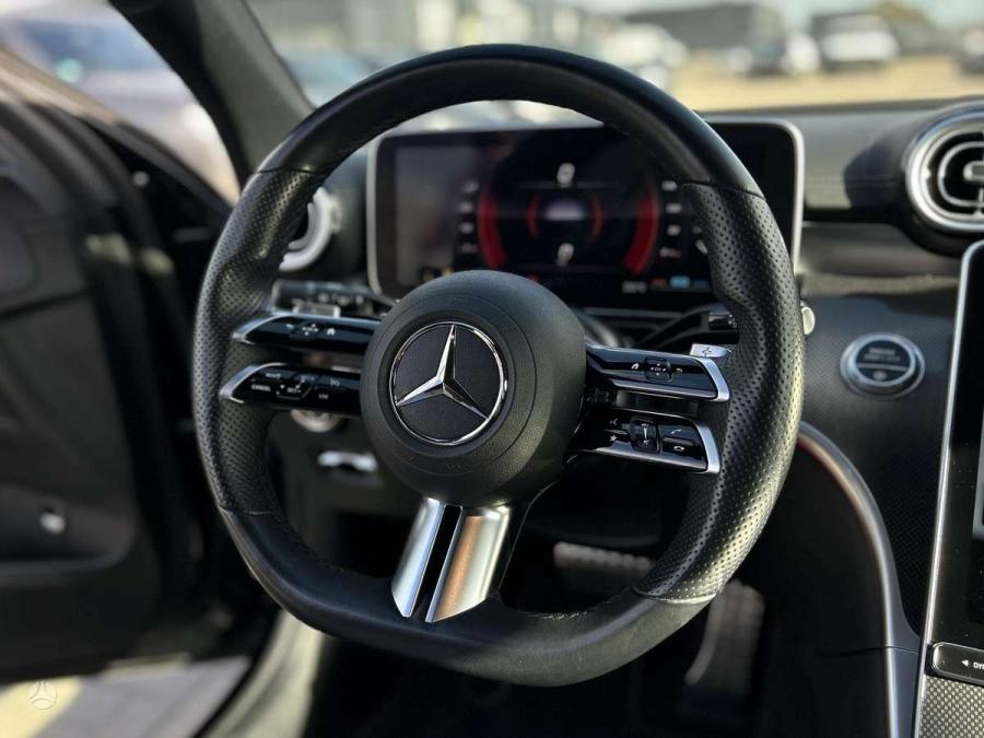 Черный Мерседес Ц 220 2021 в Каунас, объемом двигателя 1.99 л и пробегом 95 тыс. км за 31499 €, фото 25 на AUTOMOTO.COM.LV