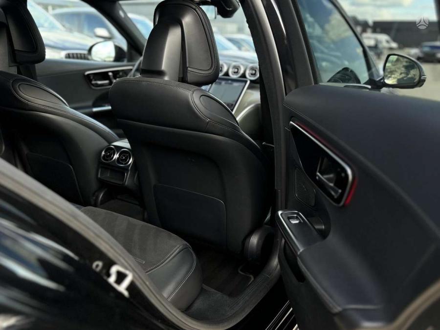 Black Mercedes-Benz c-220 2021 in Kaunas, with an engine capacity of 1.99 L and mileage of 95 thousand km for 31499 €, photo 39 on AUTOMOTO.COM.LV