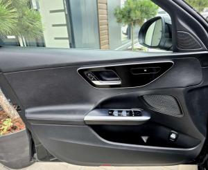 Melns Mercedes-Benz c-220 2022 Tauragė, ar dzinēja tilpumu 2.00 L un nobraukumu 262 tūkst. km par 18500 €, foto 28 vietnē AUTOMOTO.COM.LV