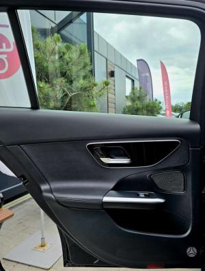 Melns Mercedes-Benz c-220 2022 Tauragė, ar dzinēja tilpumu 2.00 L un nobraukumu 262 tūkst. km par 18500 €, foto 32 vietnē AUTOMOTO.COM.LV
