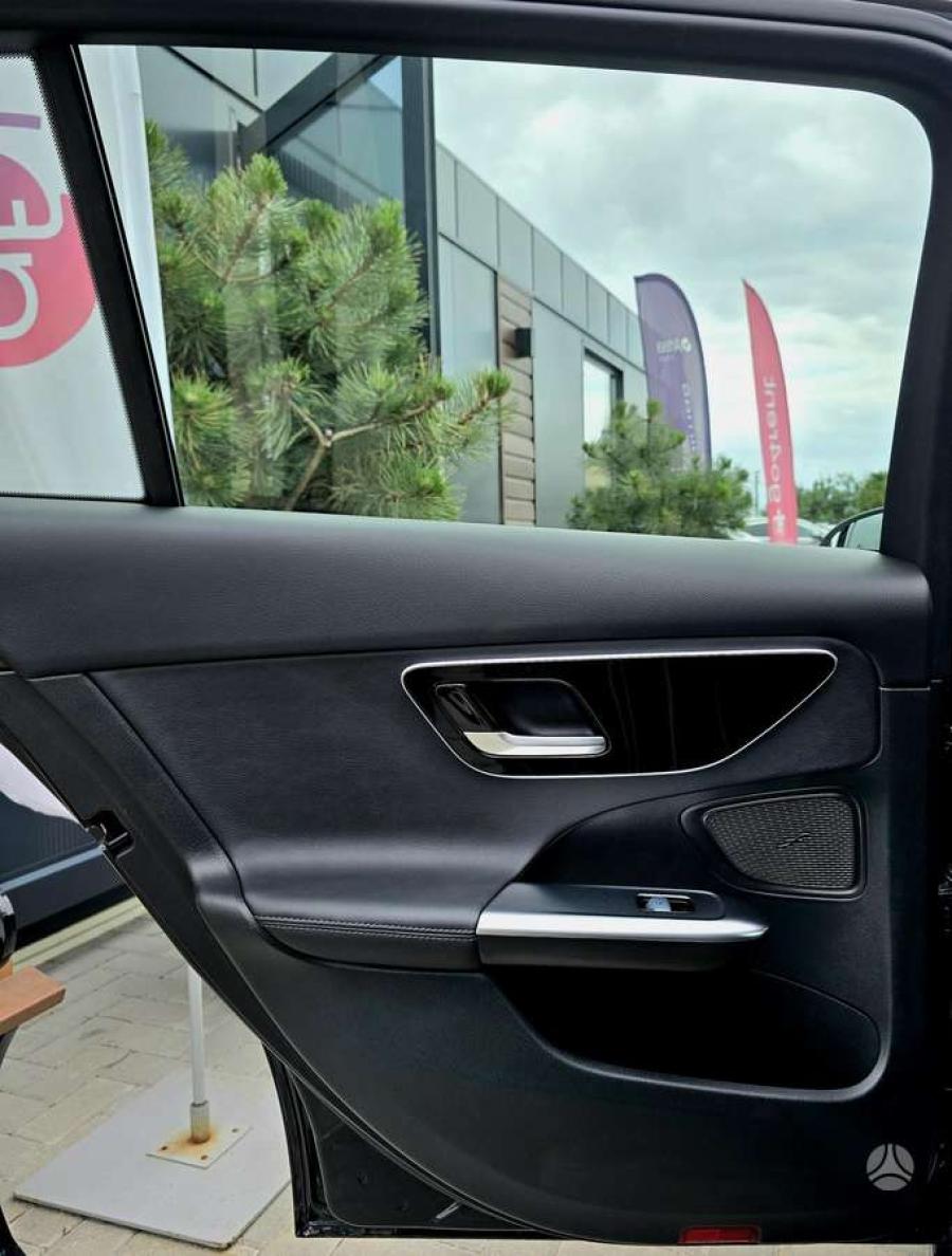 Melns Mercedes-Benz c-220 2022 Tauragė, ar dzinēja tilpumu 2.00 L un nobraukumu 262 tūkst. km par 18500 €, foto 32 vietnē AUTOMOTO.COM.LV