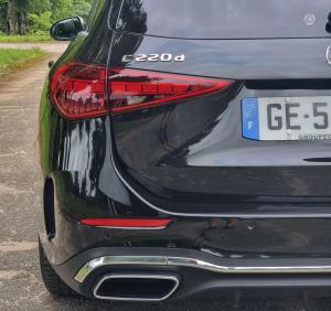 Melns Mercedes-Benz c-220 2022 Tauragė, ar dzinēja tilpumu 2.00 L un nobraukumu 300 tūkst. km par 19900 €, foto 8 vietnē AUTOMOTO.COM.LV