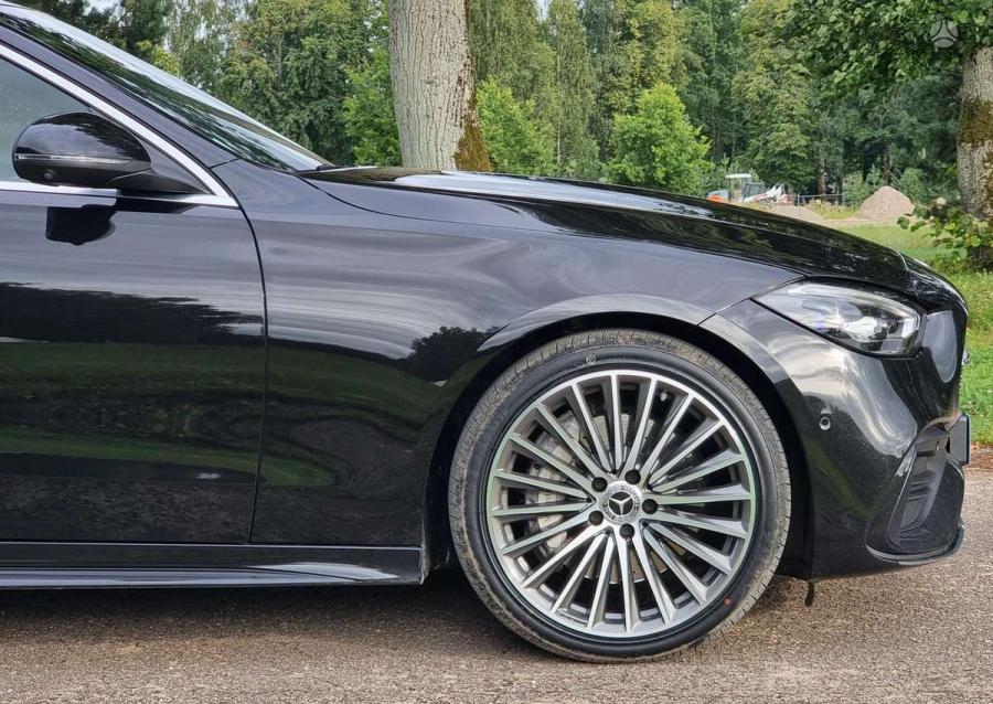 Melns Mercedes-Benz c-220 2022 Tauragė, ar dzinēja tilpumu 2.00 L un nobraukumu 300 tūkst. km par 19900 €, foto 12 vietnē AUTOMOTO.COM.LV