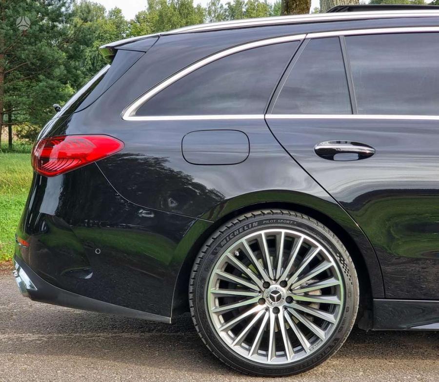 Melns Mercedes-Benz c-220 2022 Tauragė, ar dzinēja tilpumu 2.00 L un nobraukumu 300 tūkst. km par 19900 €, foto 13 vietnē AUTOMOTO.COM.LV