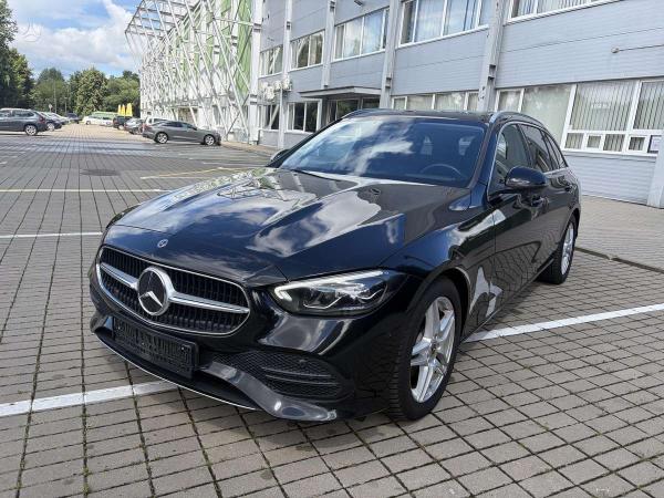 Черный Мерседес Ц 220 2023 в Мариямполе, объемом двигателя 1.99 л и пробегом 154 тыс. км за 21900 €, фото 1 на AUTOMOTO.COM.LV