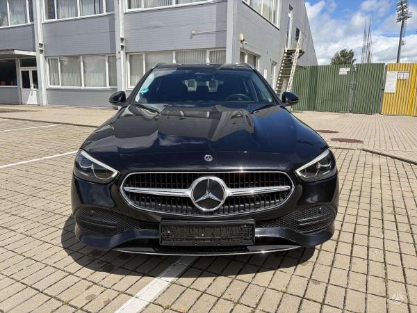 Черный Мерседес Ц 220 2023 в Мариямполе, объемом двигателя 1.99 л и пробегом 154 тыс. км за 21900 €, фото 5 на AUTOMOTO.COM.LV