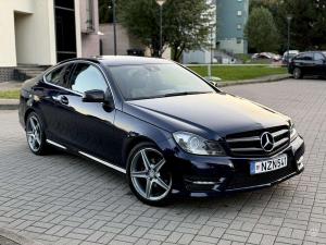 Синий Мерседес Ц 220 2012 в Вильнюс, объемом двигателя 2.20 л и пробегом 235 тыс. км за 6900 €, фото  на AUTOMOTO.COM.LV