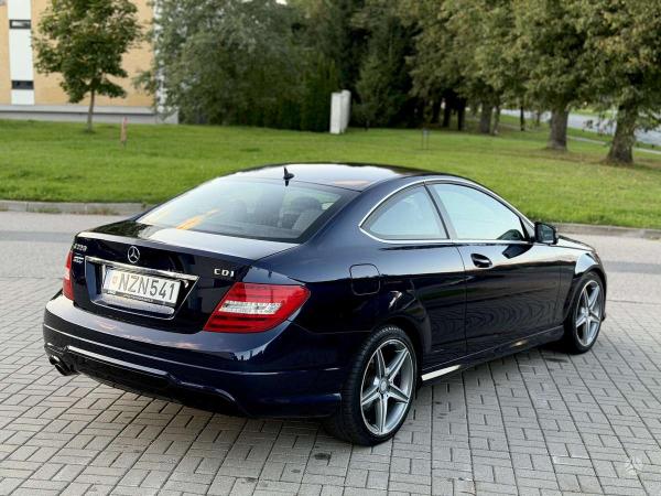 Zils Mercedes-Benz c-220 2012 Viļņa, ar dzinēja tilpumu 2.20 L un nobraukumu 235 tūkst. km par 6900 €, foto 8 vietnē AUTOMOTO.COM.LV