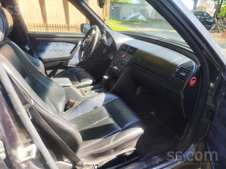 Zils Mercedes-Benz c-220 1996 Rīga, ar dzinēja tilpumu 2.20 L un nobraukumu 330 tūkst. km par 1100 €, foto 5 vietnē AUTOMOTO.COM.LV