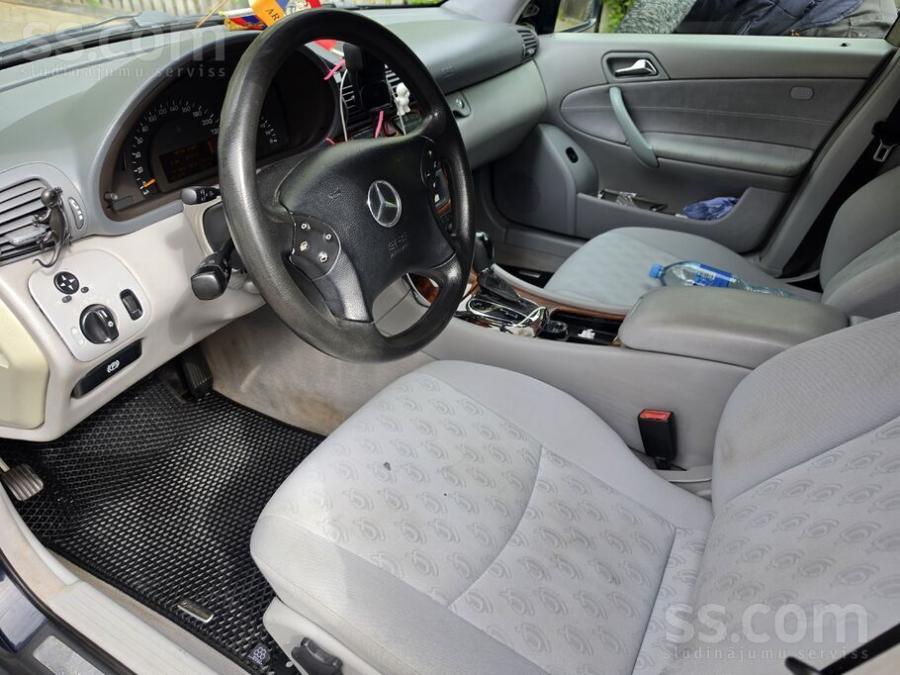 Zils Mercedes-Benz c-220 2001 Rīga, ar dzinēja tilpumu 2.20 L un nobraukumu 230 tūkst. km par 1750 €, foto 8 vietnē AUTOMOTO.COM.LV