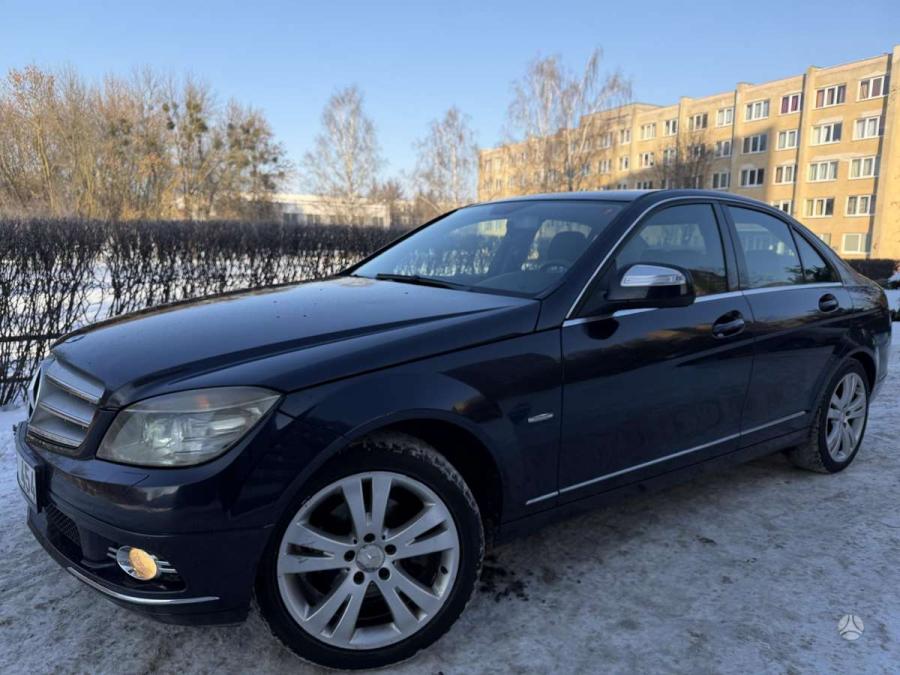 Blue Mercedes-Benz c-220 2007 in Kaunas, with an engine capacity of 2.15 L and mileage of 400 thousand km for 4650 €, photo 15 on AUTOMOTO.COM.LV