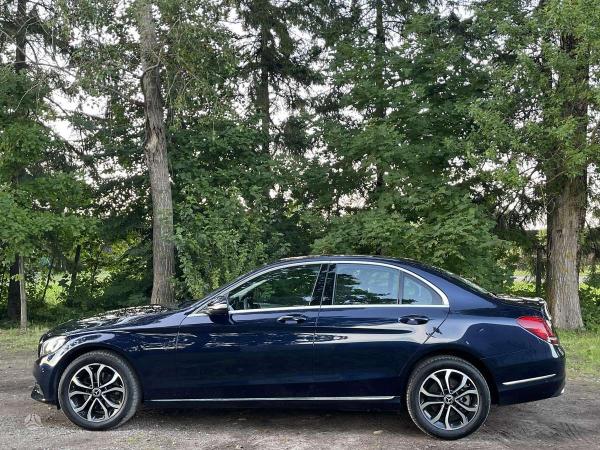 Blue Mercedes-Benz c-220 2014 in Kaunas, with an engine capacity of 2.14 L and mileage of 151 thousand km for 10990 €, photo 7 on AUTOMOTO.COM.LV