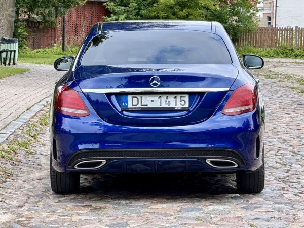 Blue Mercedes-Benz c-220 2014 in Jelgava, with an engine capacity of 2.20 L and mileage of 210 thousand km for 14990 €, photo 7 on AUTOMOTO.COM.LV