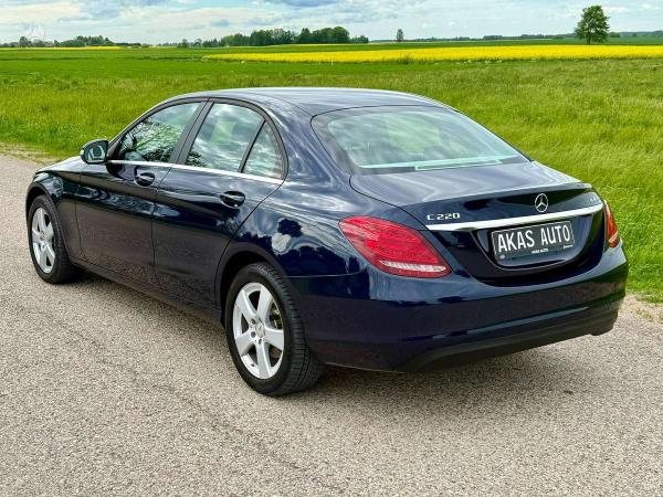 Zils Mercedes-Benz c-220 2015 Vilkaviškis, ar dzinēja tilpumu 2.14 L un nobraukumu 268 tūkst. km par 10900 €, foto 3 vietnē AUTOMOTO.COM.LV