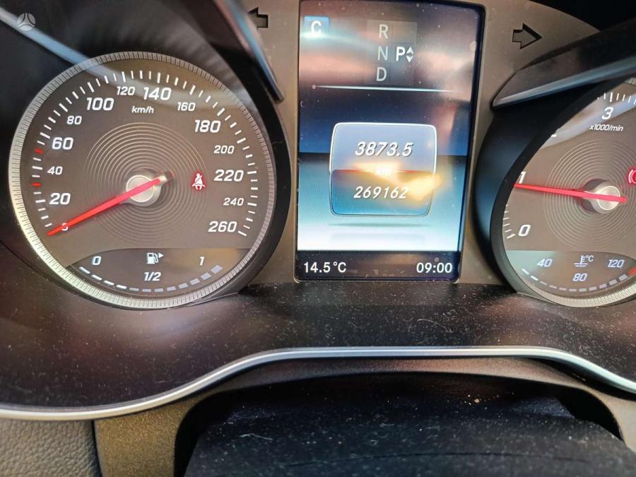 Синий Мерседес Ц 220 2015 в Гаргждай, объемом двигателя 1.60 л и пробегом 270 тыс. км за 10600 €, фото 12 на AUTOMOTO.COM.LV