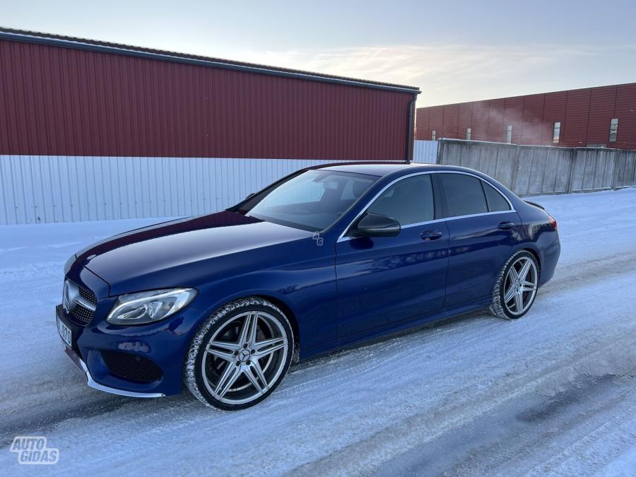 Blue Mercedes-Benz c-220 2016 in Vilkaviskis, with an engine capacity of 2.10 L and mileage of 261 thousand km for 16000 €, photo 4 on AUTOMOTO.COM.LV