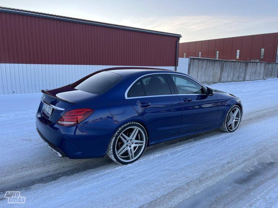Blue Mercedes-Benz c-220 2016 in Vilkaviskis, with an engine capacity of 2.10 L and mileage of 261 thousand km for 16000 €, photo 5 on AUTOMOTO.COM.LV