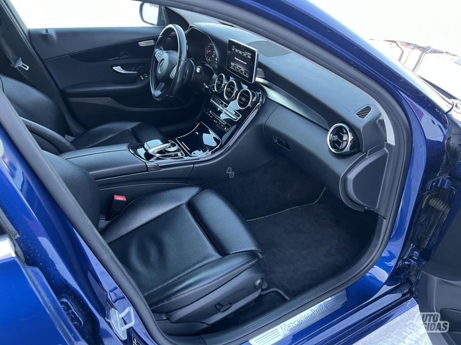 Blue Mercedes-Benz c-220 2016 in Vilkaviskis, with an engine capacity of 2.10 L and mileage of 261 thousand km for 16000 €, photo 15 on AUTOMOTO.COM.LV