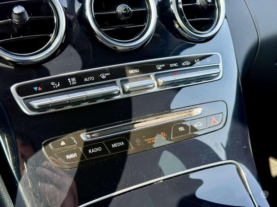 Zils Mercedes-Benz c-220 2016 Vilkaviškis, ar dzinēja tilpumu 2.14 L un nobraukumu 273 tūkst. km par 13900 €, foto 19 vietnē AUTOMOTO.COM.LV