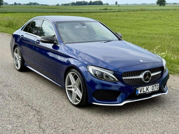 Blue Mercedes-Benz c-220 2016 in Vilkaviskis, with an engine capacity of 2.14 L and mileage of 275 thousand km for 13100 €, photo 2 on AUTOMOTO.COM.LV