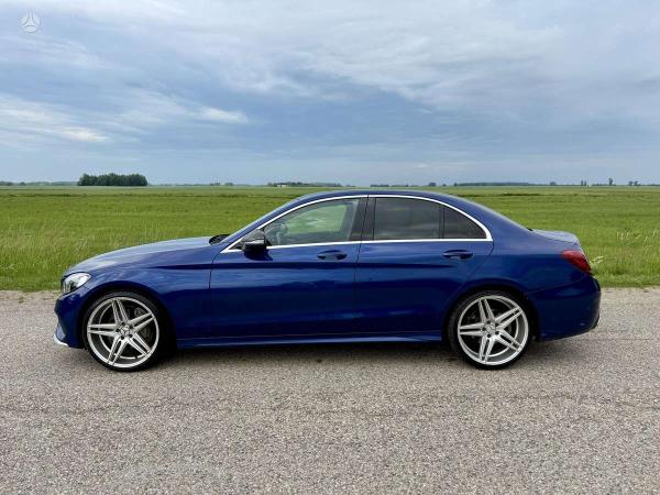 Blue Mercedes-Benz c-220 2016 in Vilkaviskis, with an engine capacity of 2.14 L and mileage of 275 thousand km for 13100 €, photo 6 on AUTOMOTO.COM.LV