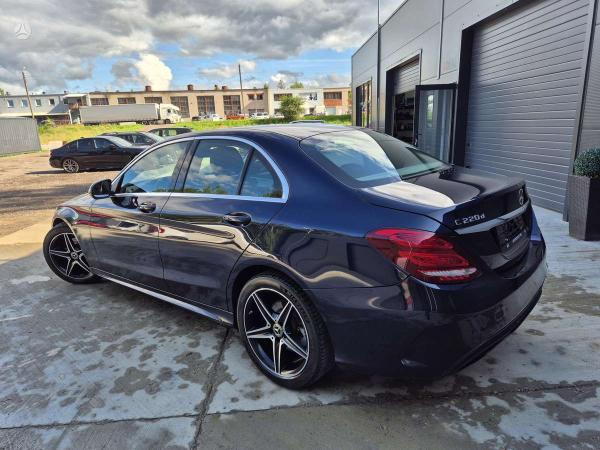Zils Mercedes-Benz c-220 2018 Utena, ar dzinēja tilpumu 1.95 L un nobraukumu 244 tūkst. km par 14490 €, foto 4 vietnē AUTOMOTO.COM.LV