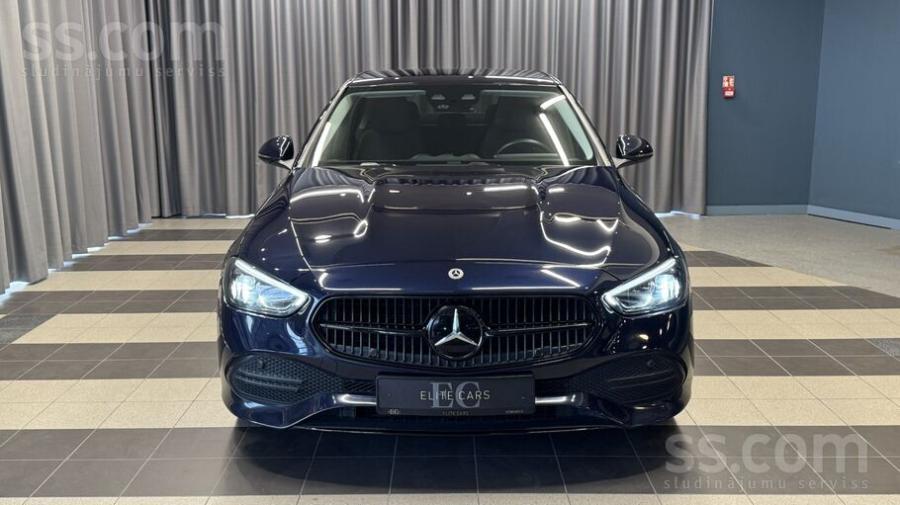 Blue Mercedes-Benz c-220 2021 in Riga, with an engine capacity of 2.00 L and mileage of 141 thousand km for 26990 €, photo 9 on AUTOMOTO.COM.LV