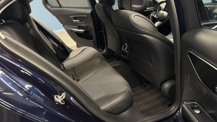 Zils Mercedes-Benz c-220 2021 Rīga, ar dzinēja tilpumu 2.00 L un nobraukumu 141 tūkst. km par 25990 €, foto 12 vietnē AUTOMOTO.COM.LV