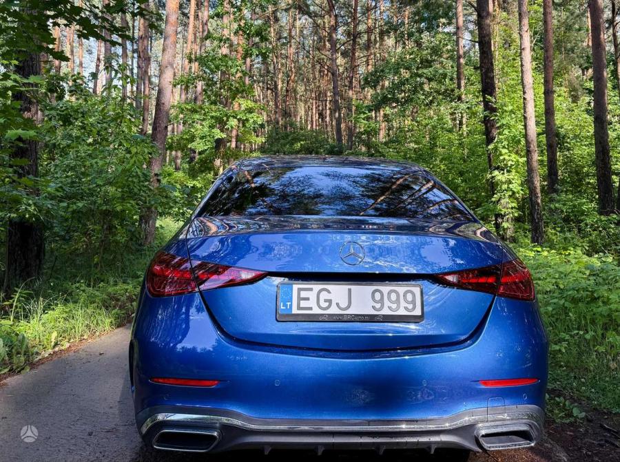 Zils Mercedes-Benz c-220 2021 Kauņa, ar dzinēja tilpumu 1.99 L un nobraukumu 128 tūkst. km par 35000 €, foto 3 vietnē AUTOMOTO.COM.LV