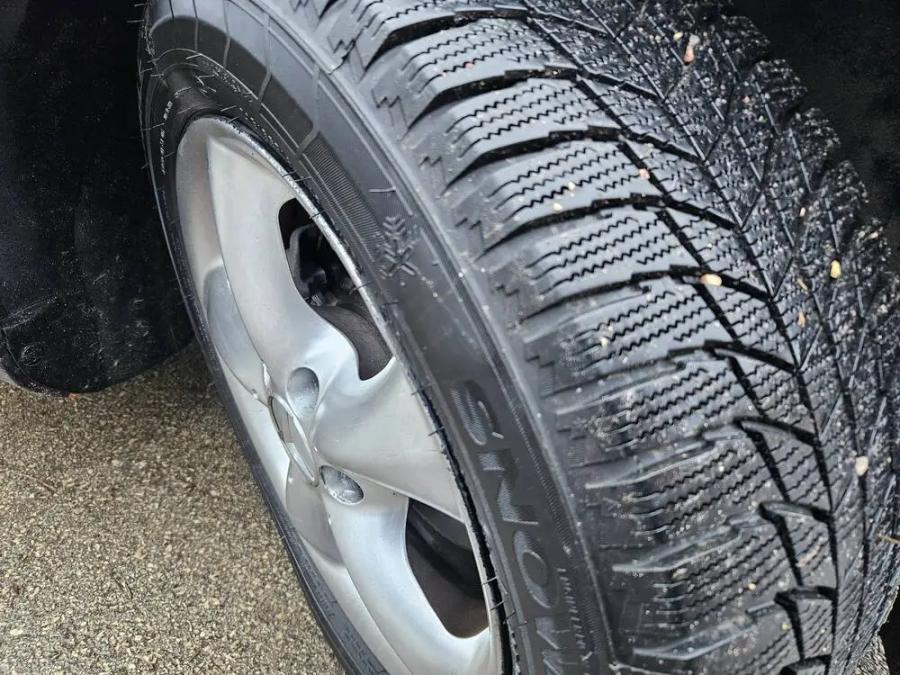 Zils Mercedes-Benz c-220 2004 Jēkabpils, ar dzinēja tilpumu 2.20 L un nobraukumu 302 tūkst. km par 1890 €, foto 22 vietnē AUTOMOTO.COM.LV