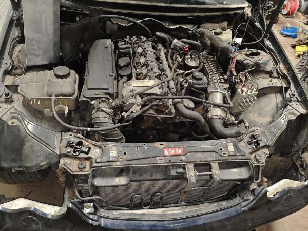 Zils Mercedes-Benz c-220 2006 Kauņa, ar dzinēja tilpumu 2.15 L un nobraukumu 380 tūkst. km par 600 €, foto 2 vietnē AUTOMOTO.COM.LV