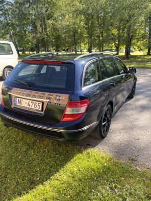 Blue Mercedes-Benz c-220 2008 in Bauska, with an engine capacity of 2.20 L and mileage of 390 thousand km for 4995 €, photo 7 on AUTOMOTO.COM.LV