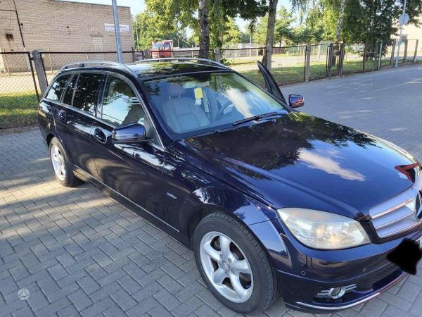 Blue Mercedes-Benz c-220 2009 in Silute, with an engine capacity of 2.14 L and mileage of 437 thousand km for 3800 €, photo 4 on AUTOMOTO.COM.LV