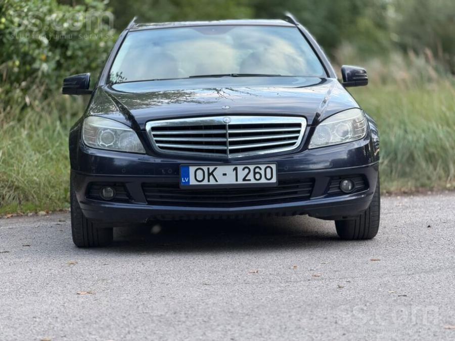 Blue Mercedes-Benz c-220 2009 in Riga, with an engine capacity of 2.20 L and mileage of 328 thousand km for 4450 €, photo 3 on AUTOMOTO.COM.LV