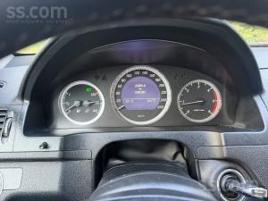 Blue Mercedes-Benz c-220 2009 in Riga, with an engine capacity of 2.20 L and mileage of 328 thousand km for 4450 €, photo 9 on AUTOMOTO.COM.LV