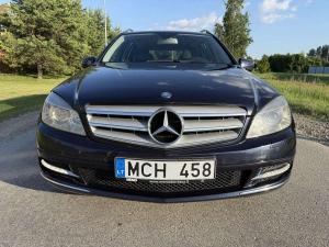 Zils Mercedes-Benz c-220 2010 Panevēža, ar dzinēja tilpumu 2.14 L un nobraukumu 410 tūkst. km par 4100 €, foto 3 vietnē AUTOMOTO.COM.LV