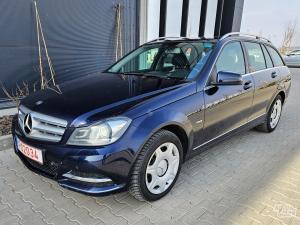 Zils Mercedes-Benz c-220 2011 Viļņa, ar dzinēja tilpumu 2.10 L un nobraukumu 407 tūkst. km par 5450 €, foto  vietnē AUTOMOTO.COM.LV