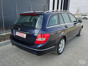 Blue Mercedes-Benz c-220 2011 in Vilnius, with an engine capacity of 2.10 L and mileage of 407 thousand km for 5450 €, photo 4 on AUTOMOTO.COM.LV