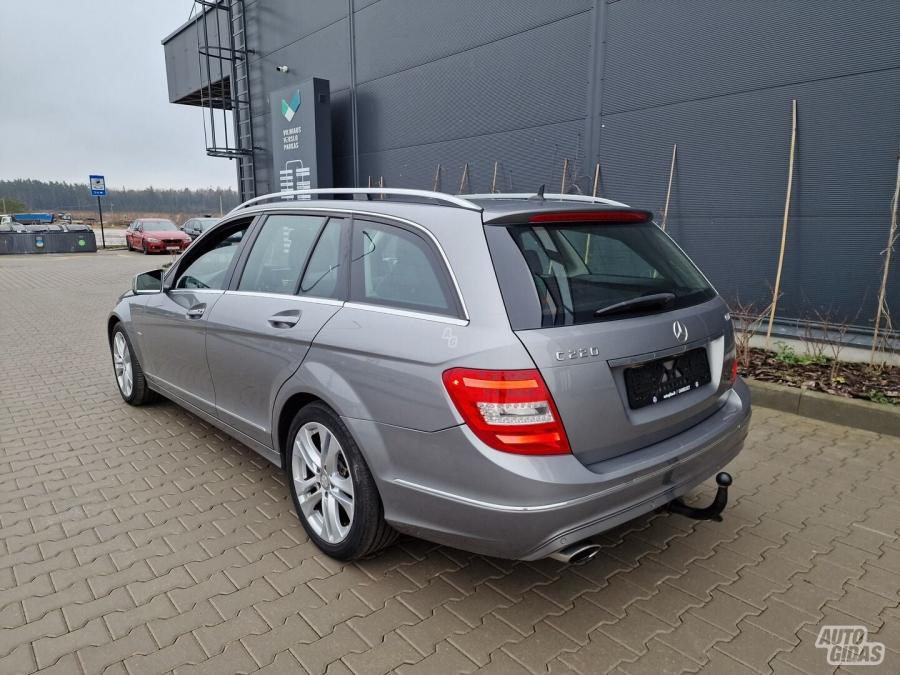 Zils Mercedes-Benz c-220 2012 Viļņa, ar dzinēja tilpumu 2.20 L un nobraukumu 227 tūkst. km par 6599 €, foto 6 vietnē AUTOMOTO.COM.LV