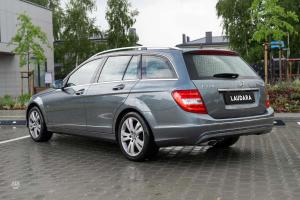Blue Mercedes-Benz c-220 2012 in Vilnius, with an engine capacity of 2.14 L and mileage of 302 thousand km for 5699 €, photo 7 on AUTOMOTO.COM.LV
