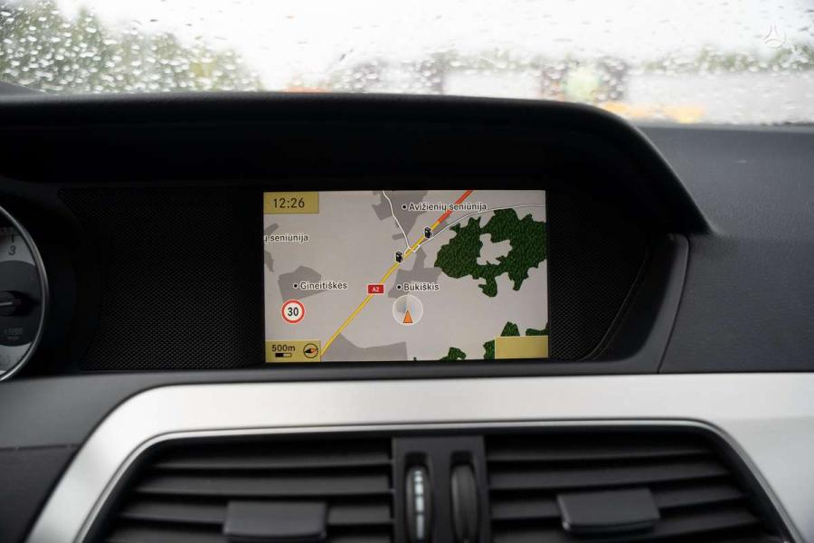 Zils Mercedes-Benz c-220 2012 Viļņa, ar dzinēja tilpumu 2.14 L un nobraukumu 302 tūkst. km par 5699 €, foto 20 vietnē AUTOMOTO.COM.LV