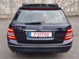 Blue Mercedes-Benz c-220 2014 in Vilnius, with an engine capacity of 2.14 L and mileage of 300 thousand km for 5900 €, photo 10 on AUTOMOTO.COM.LV