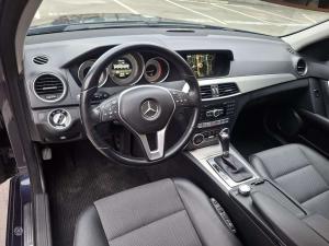 Blue Mercedes-Benz c-220 2014 in Vilnius, with an engine capacity of 2.14 L and mileage of 300 thousand km for 5900 €, photo 15 on AUTOMOTO.COM.LV