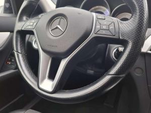 Blue Mercedes-Benz c-220 2014 in Vilnius, with an engine capacity of 2.14 L and mileage of 300 thousand km for 5900 €, photo 22 on AUTOMOTO.COM.LV