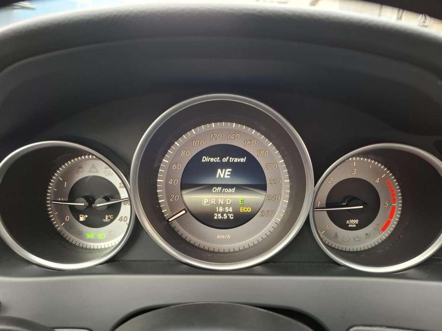 Blue Mercedes-Benz c-220 2014 in Vilnius, with an engine capacity of 2.14 L and mileage of 300 thousand km for 5900 €, photo 23 on AUTOMOTO.COM.LV